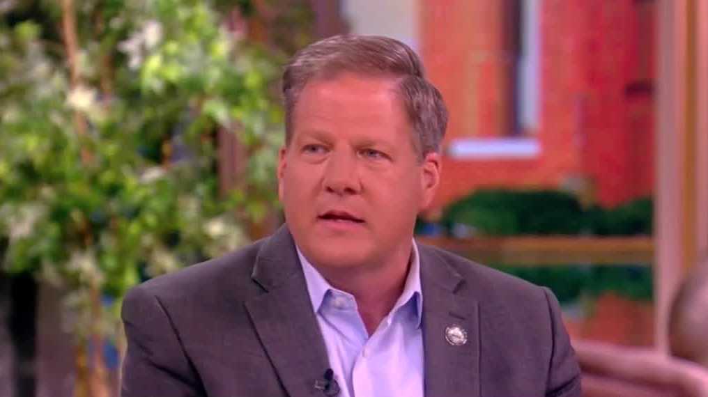 Sununu pushes Republicans to focus on policies