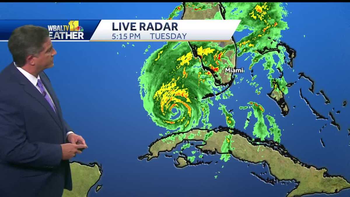 Evening update on Ian shows new track to the right