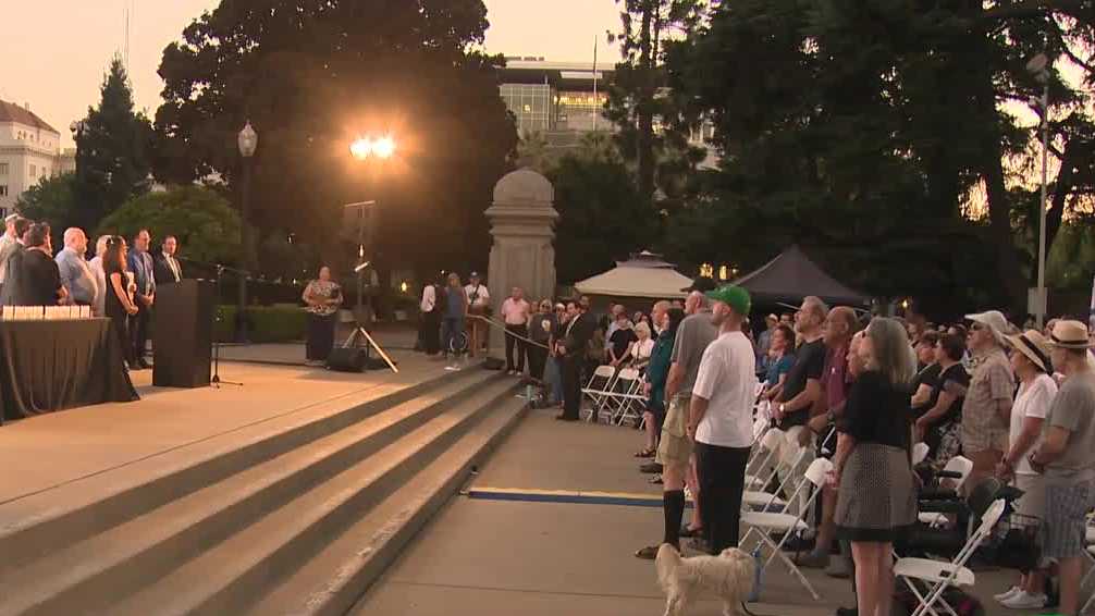 Dozens honor lives lost in Oct. 7 attack in Israel at Sacramento vigil