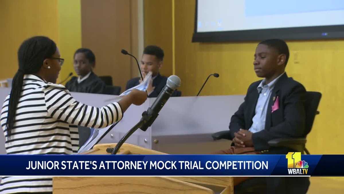 Junior State's Attorney students take part in mock trial