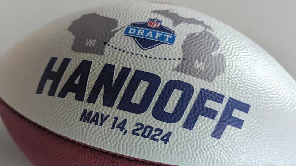 Green Bay NFL Draft kickoff: Handoff and countdown ceremony
