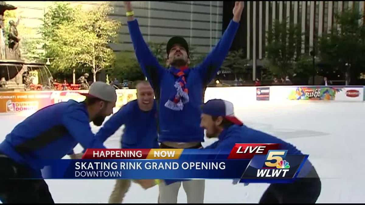 FC Cincinnati helps open Fountain Square ice rink for season