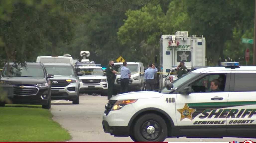 Man killed after firing at 2 deputies in Sanford, Seminole sheriff says