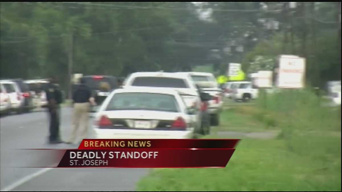 1 hostage dead, 1 injured at bank standoff; police kill suspect