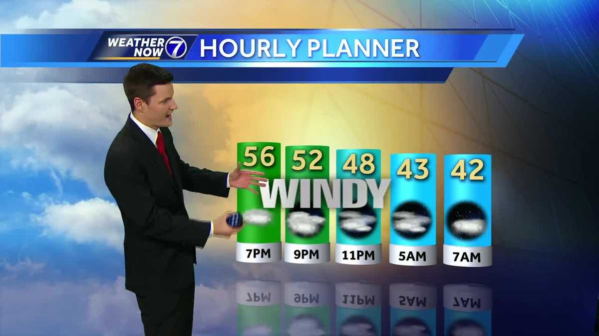 Strong northwest winds move in Saturday evening
