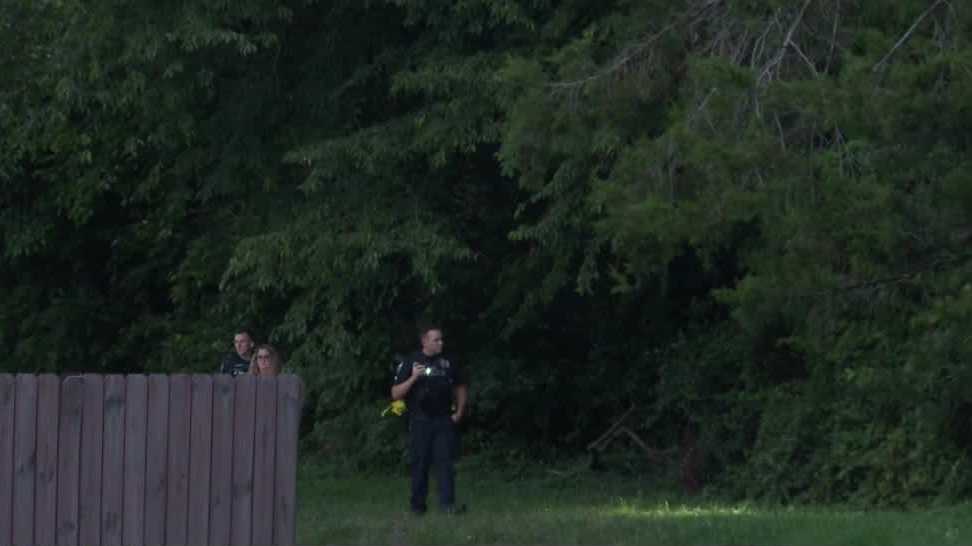 Lmpd Investigating Death In Pleasure Ridge Park