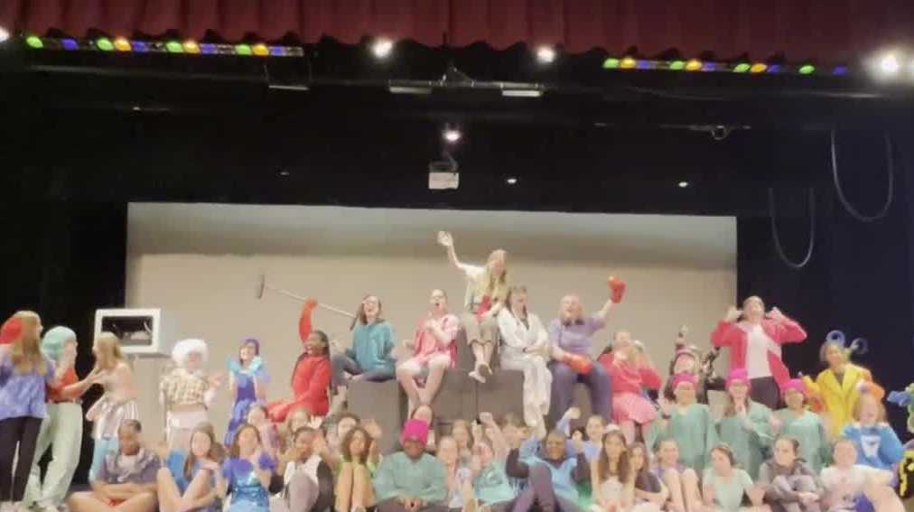 Wake Up Call from the cast of 'SpongeBob: The Musical' at Dedham Middle ...