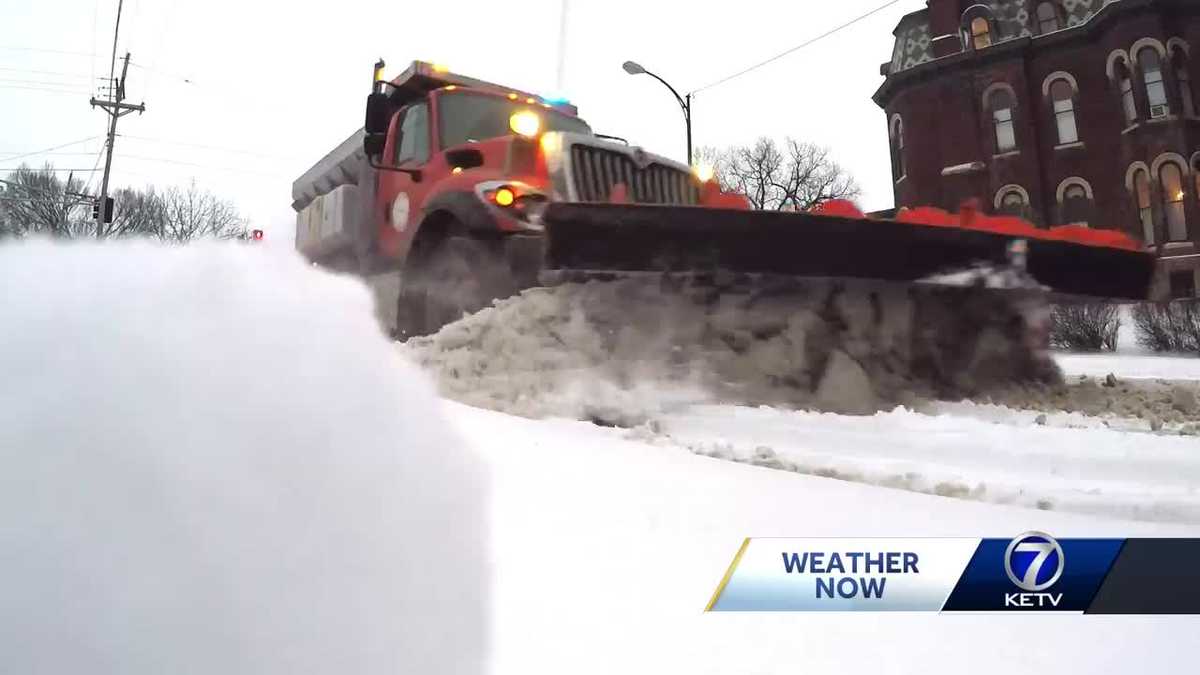 Slick streets, highways hamper metro drivers