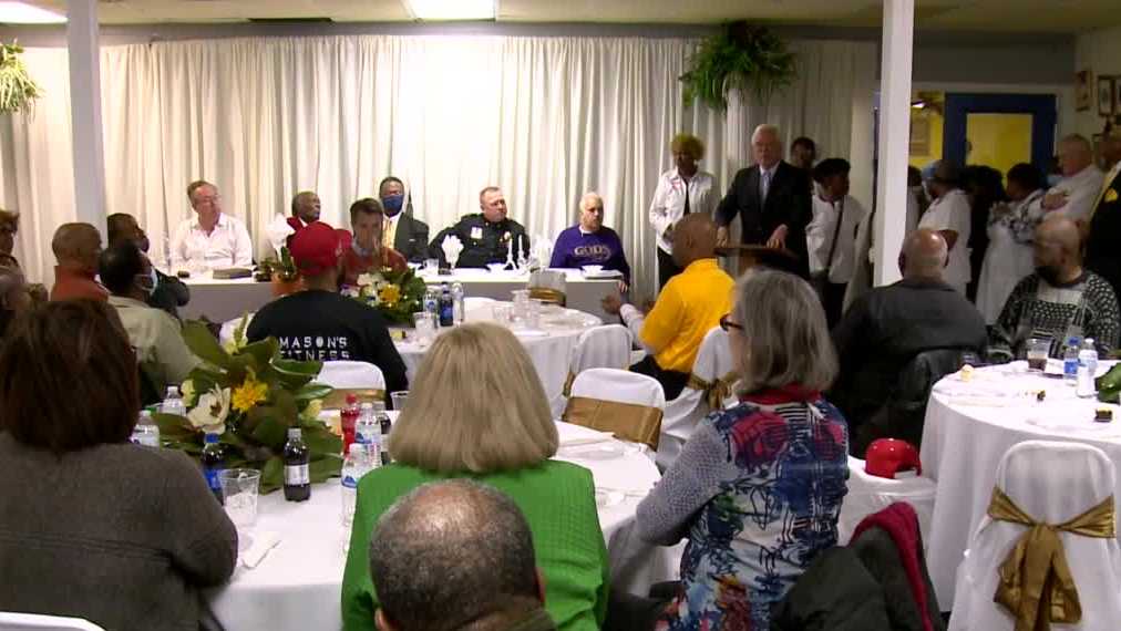 Community meeting in Louisville puts focus on intervention before ...