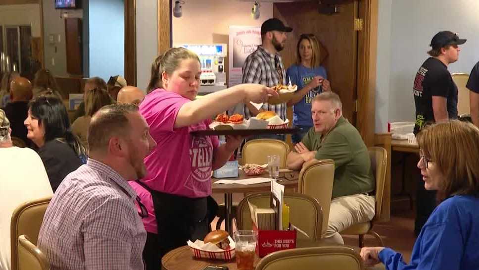 Stella's Bar and Grill temporarily reopens at new location