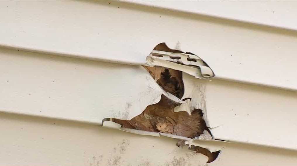 Flying rocks damage homes, cars during blasting work on I-93
