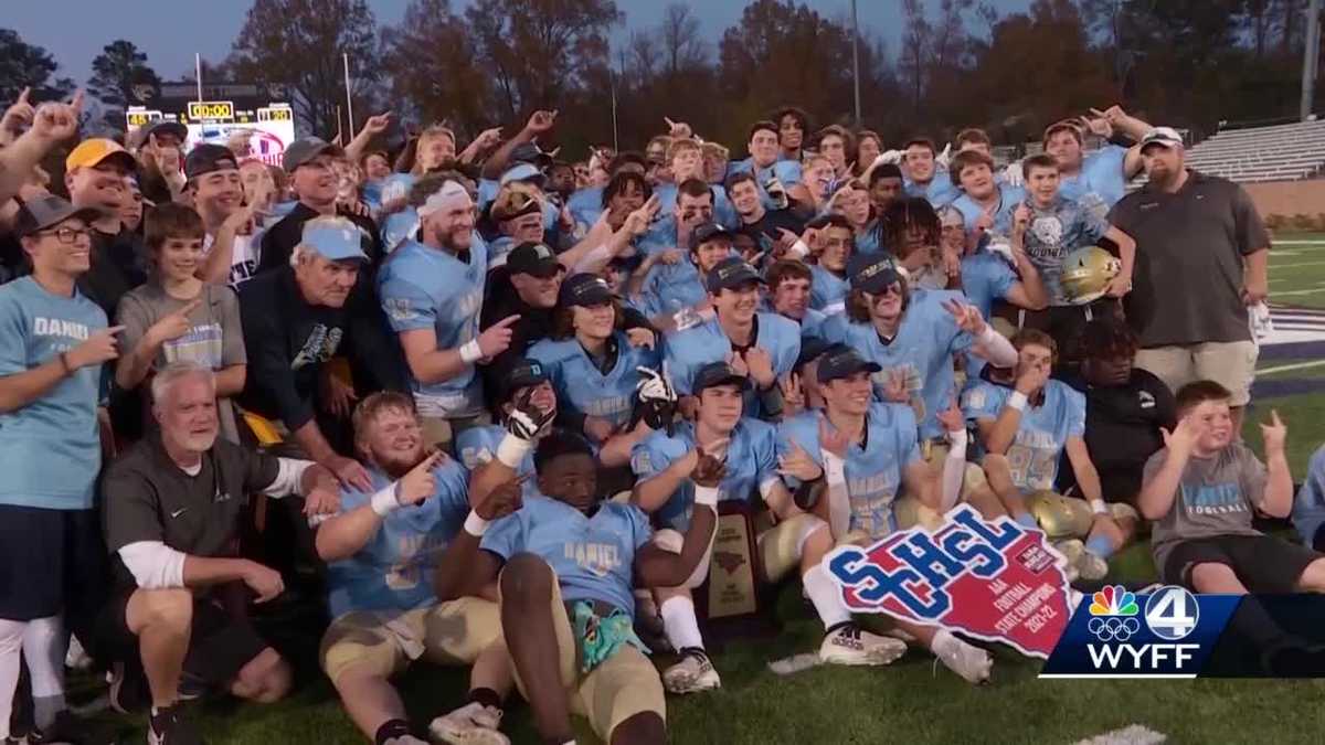 Daniel Lions defeat Camden 45-20, repeat as 3A state champions