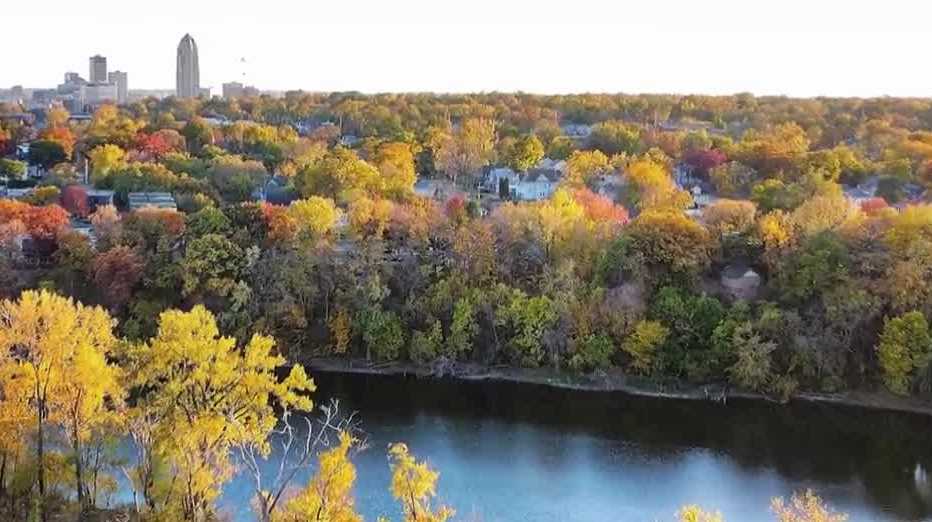 Des Moines fall tree photo contest now accepting submissions