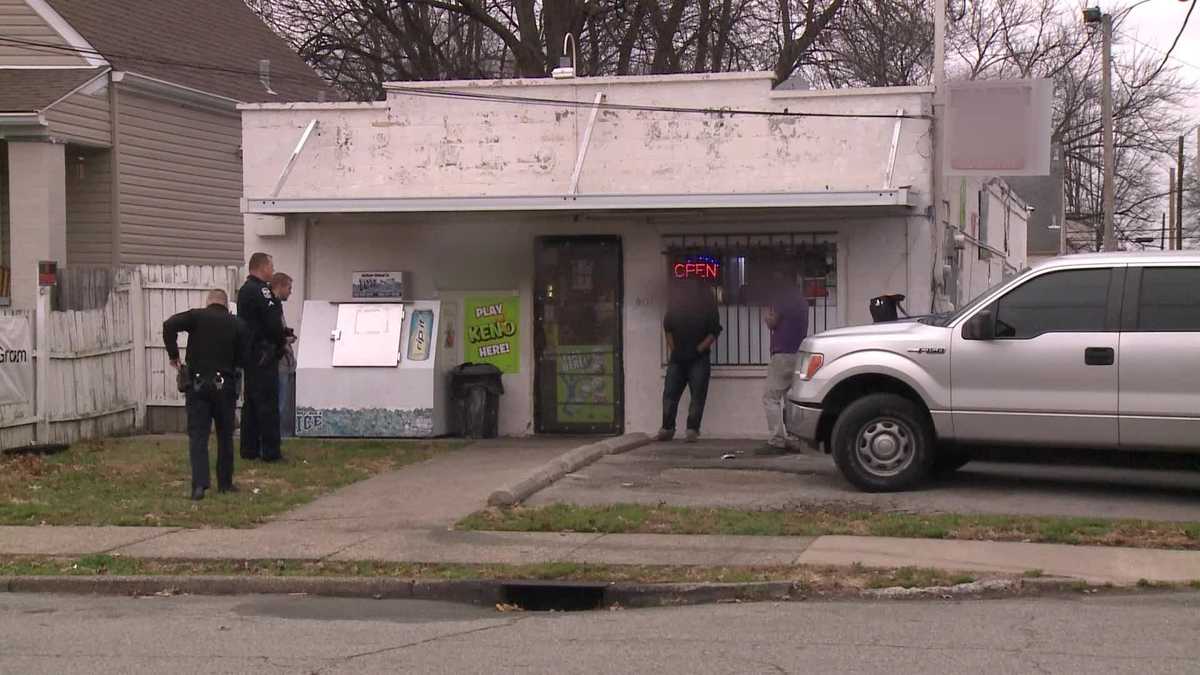 Officers raid Louisville corner store, say it sold stolen groceries