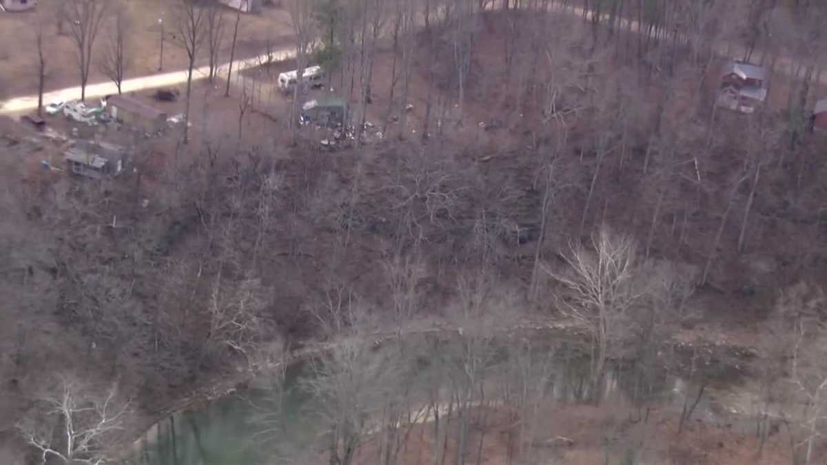 Woman falls over 60-foot cliff in southern Indiana, rescuers bring her ...