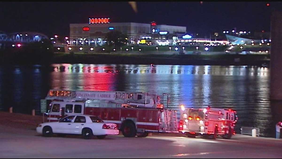 2 FBI employees ID'd as boat crash victims