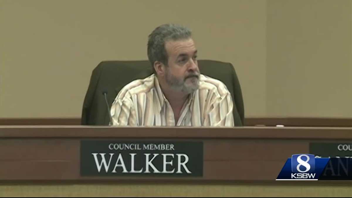 Lance Walker holds slim lead over fellow Council Member Avelina Torres