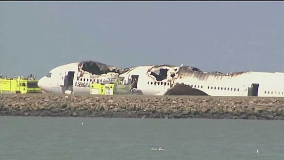Federal investigators begin piecing together clues in SFO crash