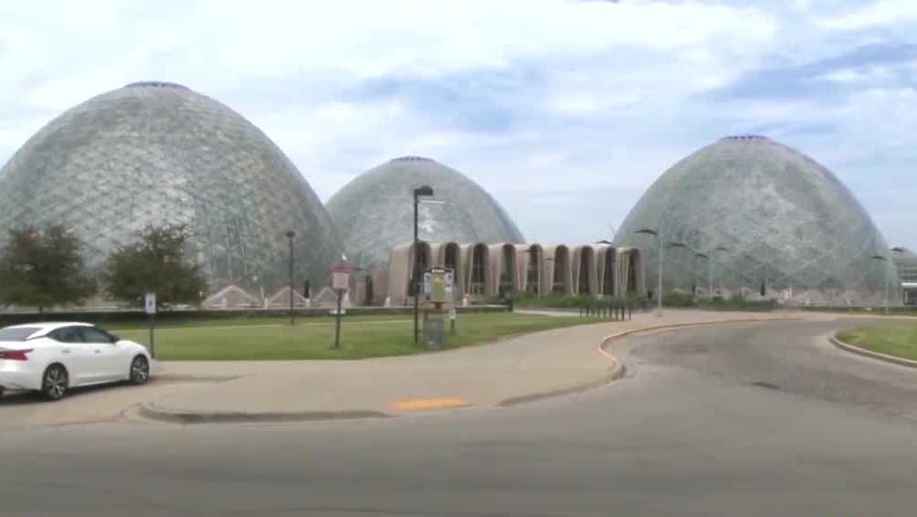 Mitchell Park Domes' future: All options on the table