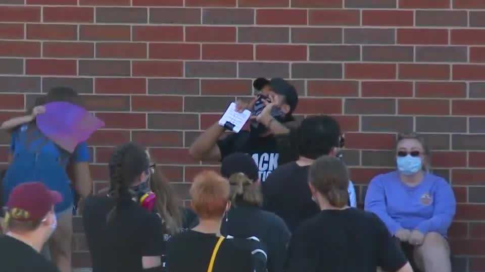 Des Moines BLM march to City Council Member Josh Mandelbaum's home