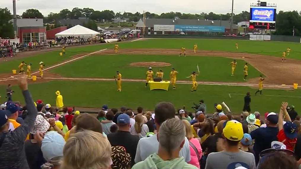 Savannah Bananas are coming to Fenway for a special baseball game