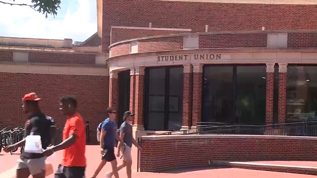 Oklahoma college students return to class as new semester starts