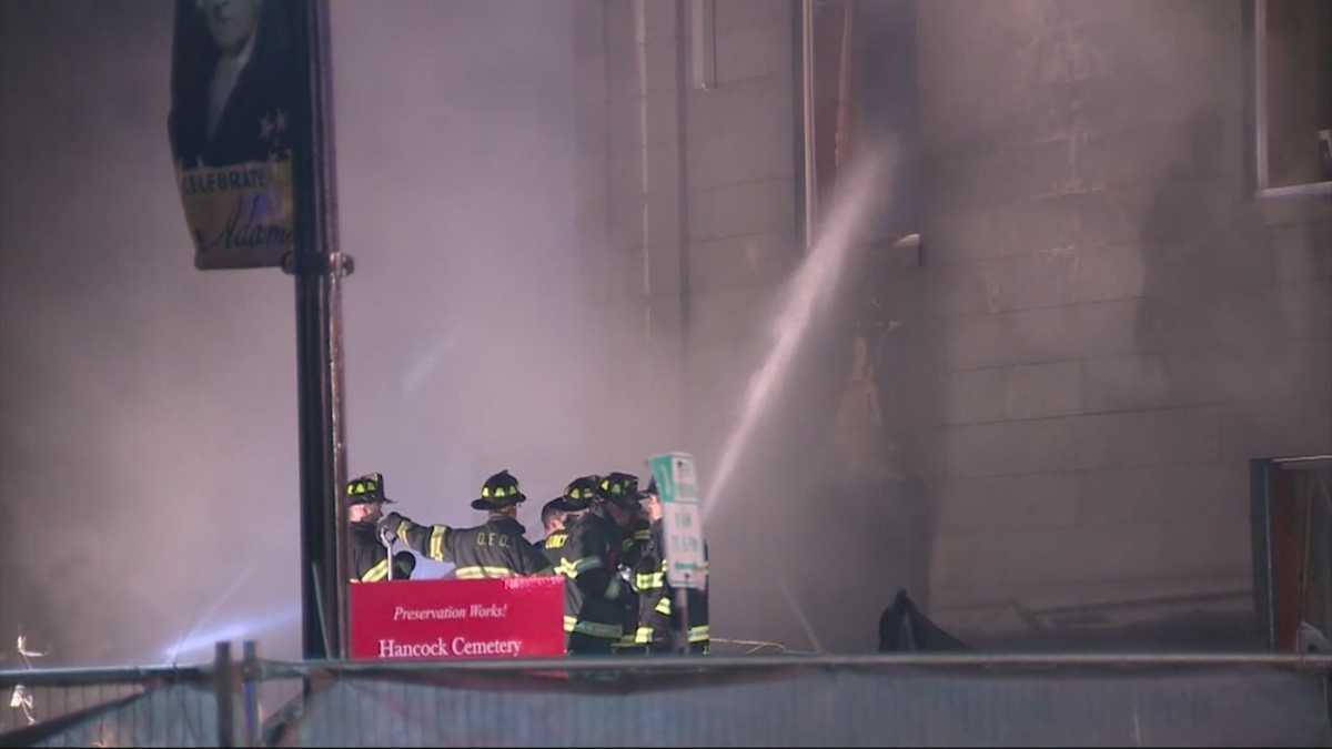 Fire breaks out at old city hall