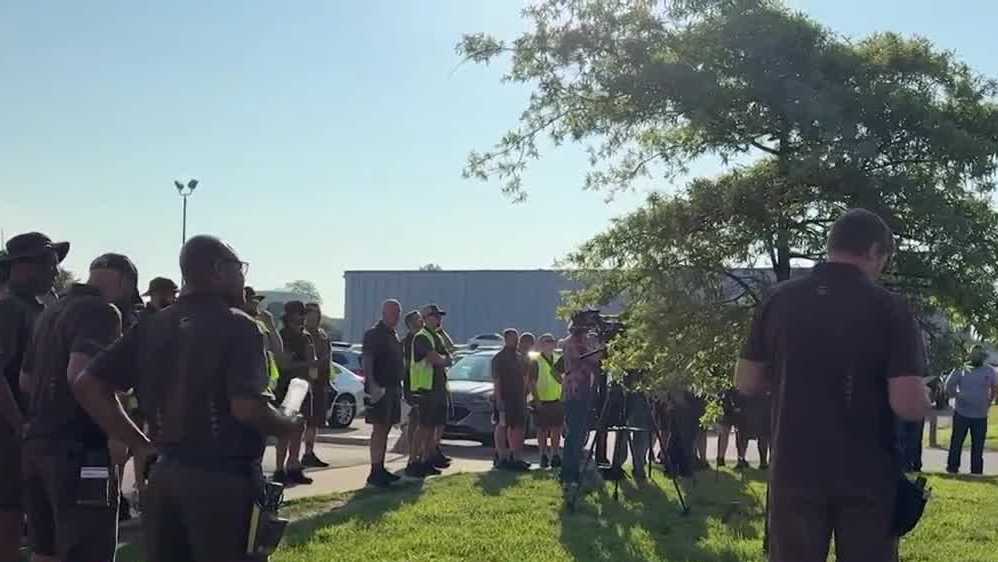 UPS workers push for safer working conditions in summer heat
