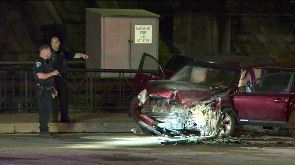 Pittsburgh busway crash downtown near Penn Station