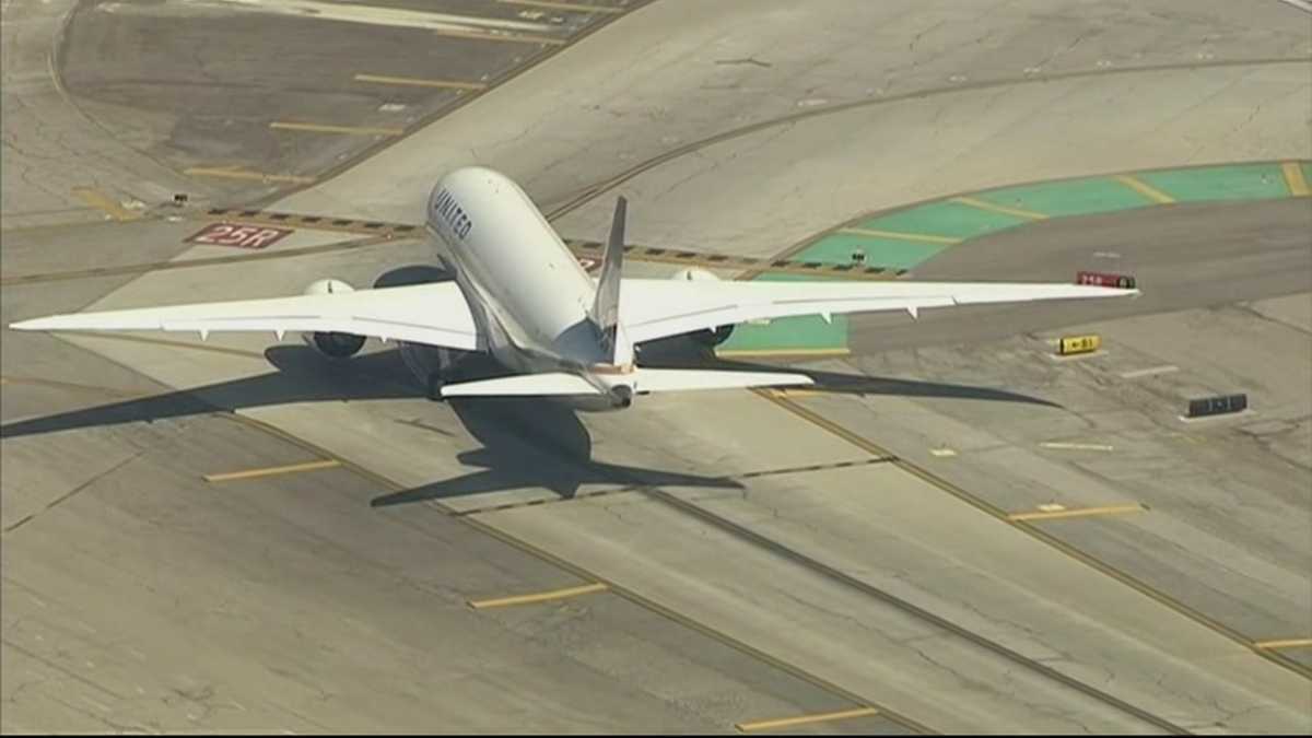 Planes grounded at LAX