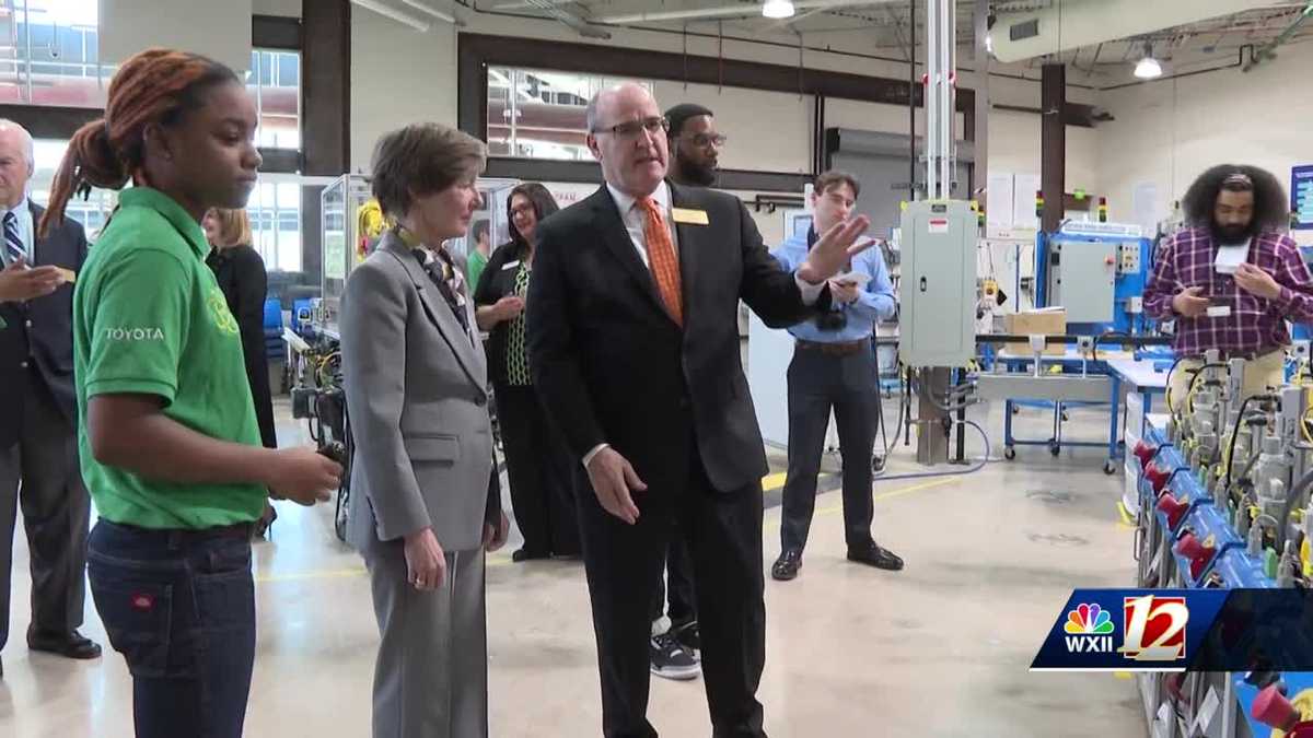 North Carolina lt. governor embarks on community college tour