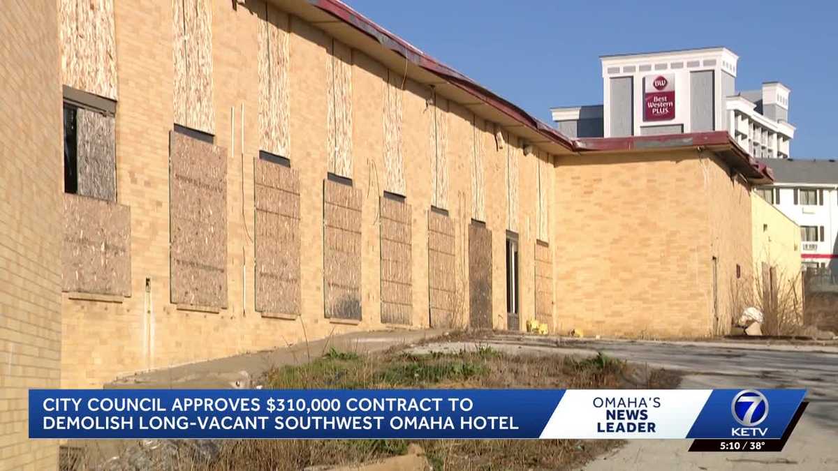 Omaha City Council approves $310,000 demolition for hotel 'eyesore'