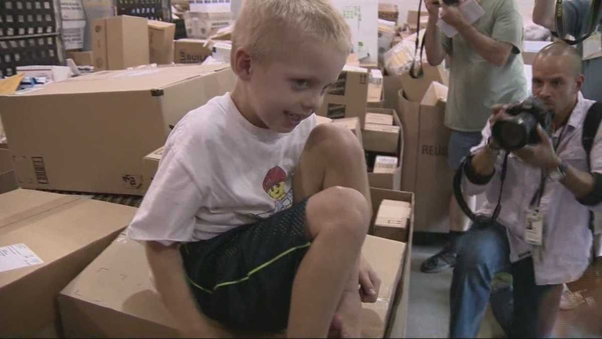 Boy with inoperable brain tumor receives thousands of birthday cards