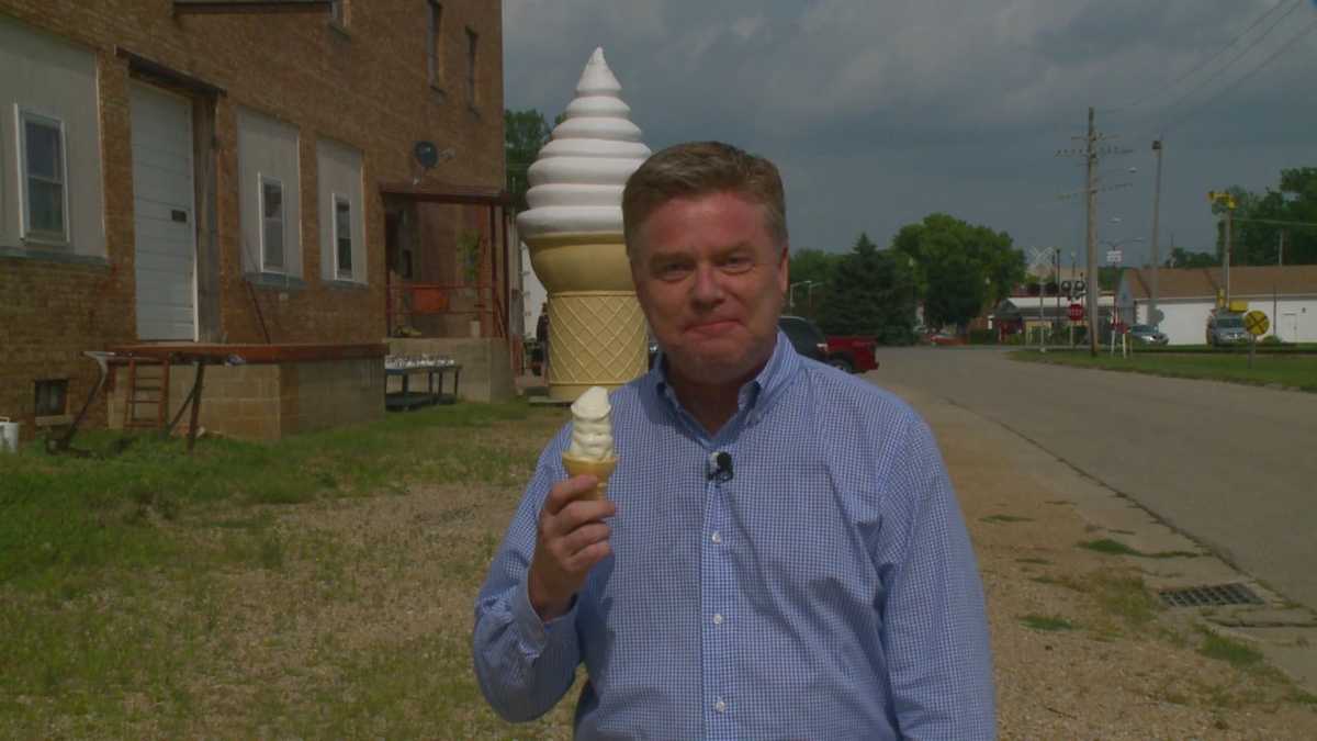 Colossal ice cream cone debuts in Iowa