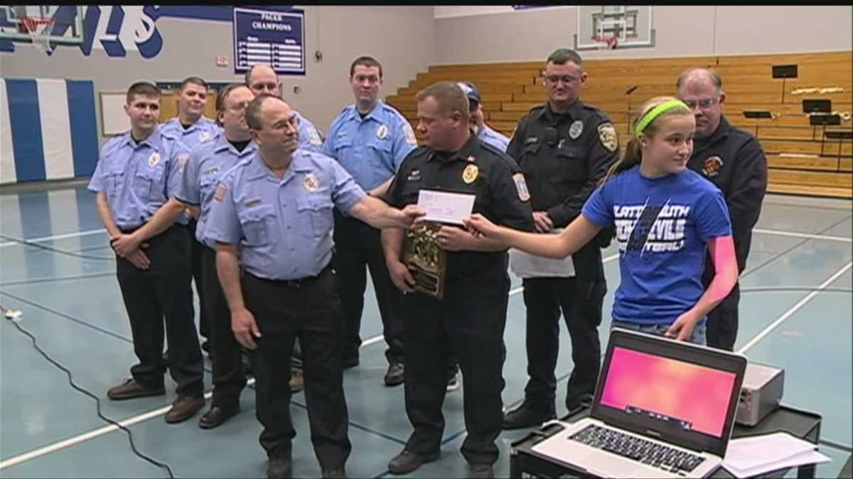 Students show appreciation to Plattsmouth Fire Department