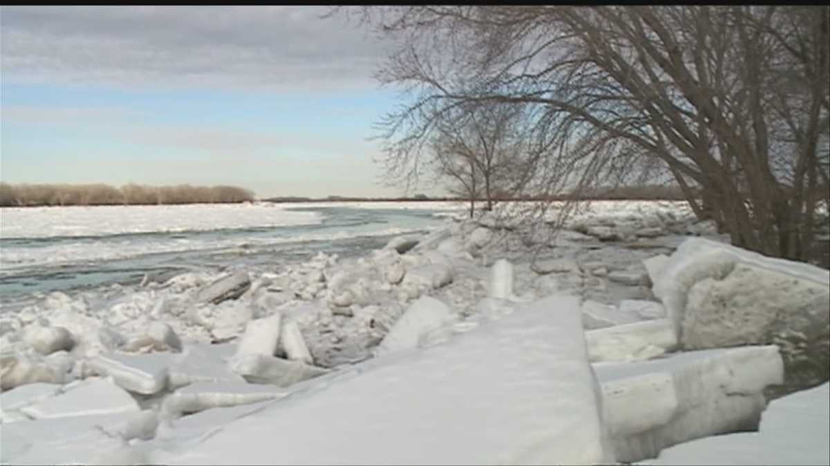 Ice jams form on Platte River