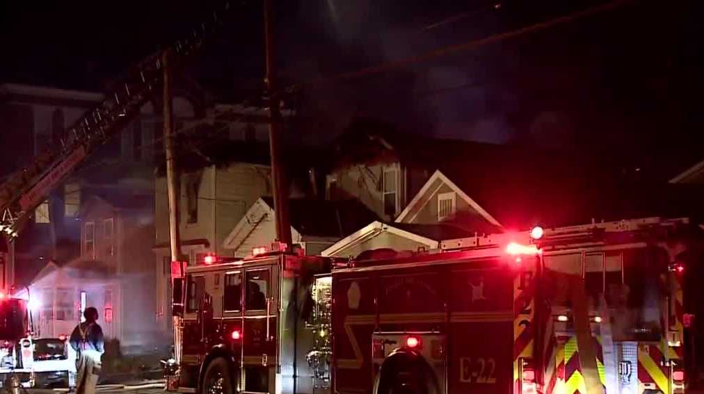 Fire in Russell neighborhood damages 3 homes, 1 at risk of collapsing