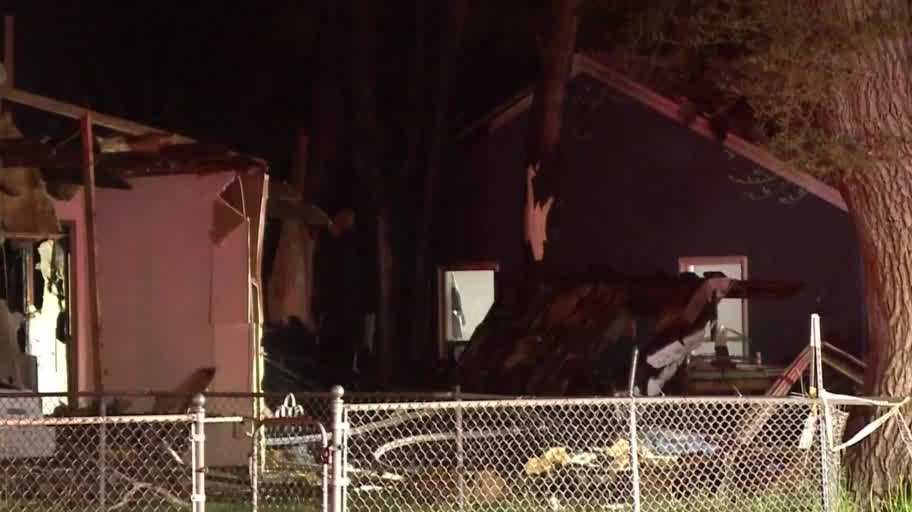 Man, woman severely burned after escaping house fire Sunday