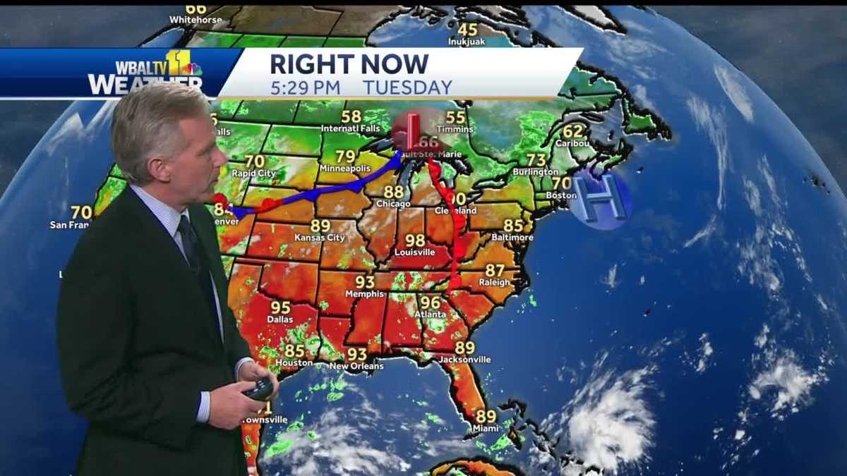 Hot weather continues; slight chance for rain