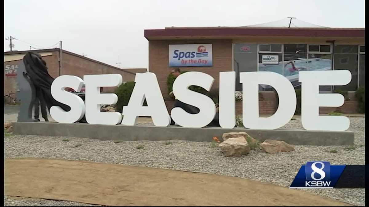 City of Seaside unveils mystery project: A selfie sign