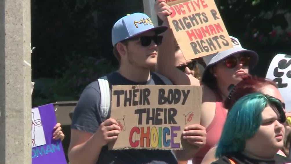 Group efforts for abortion rights continue each day in southeast Wisconsin