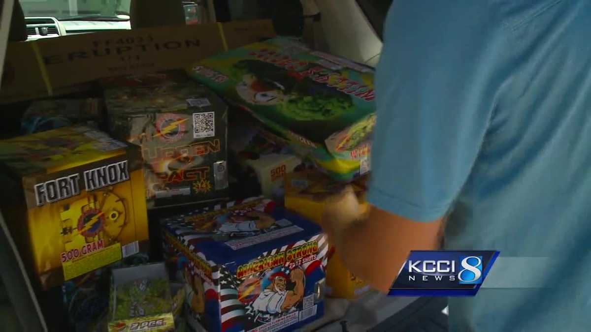 Fireworks vendor offers home delivery amid Independence Day rush