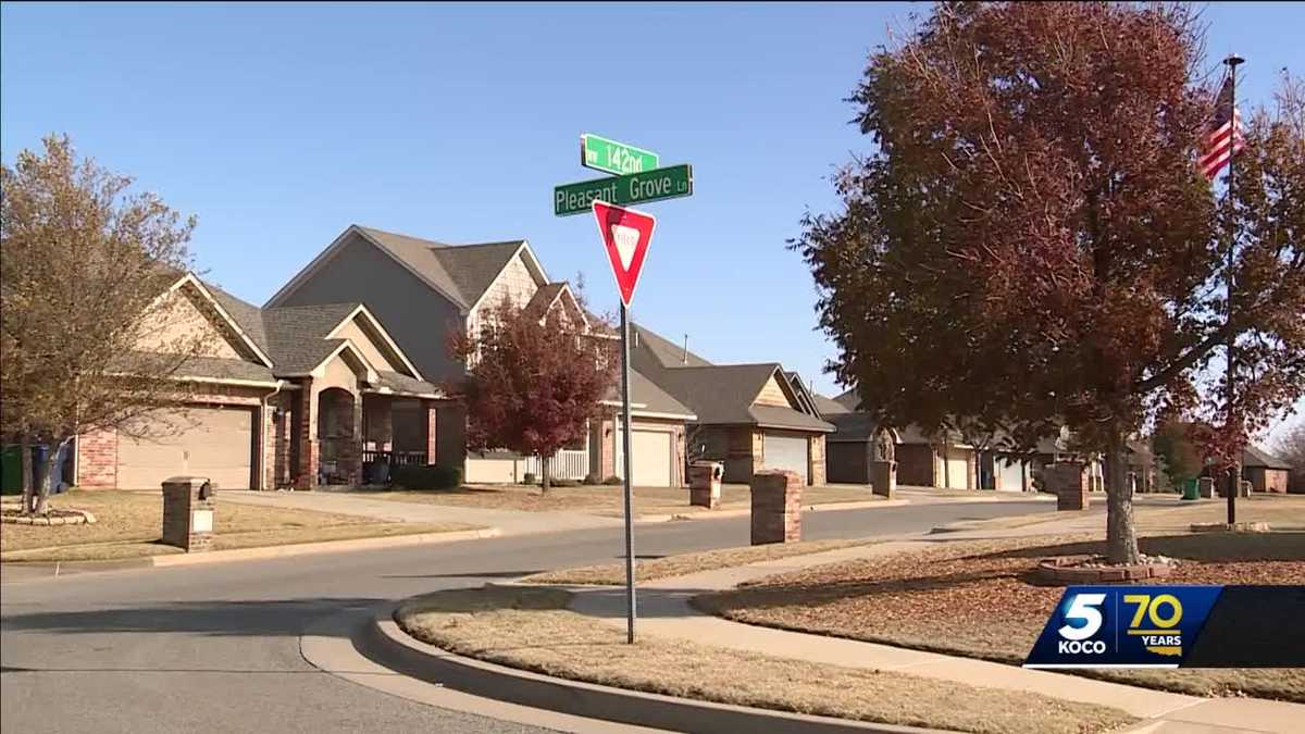 Person who fatally stabbed man could have acted in self-defense