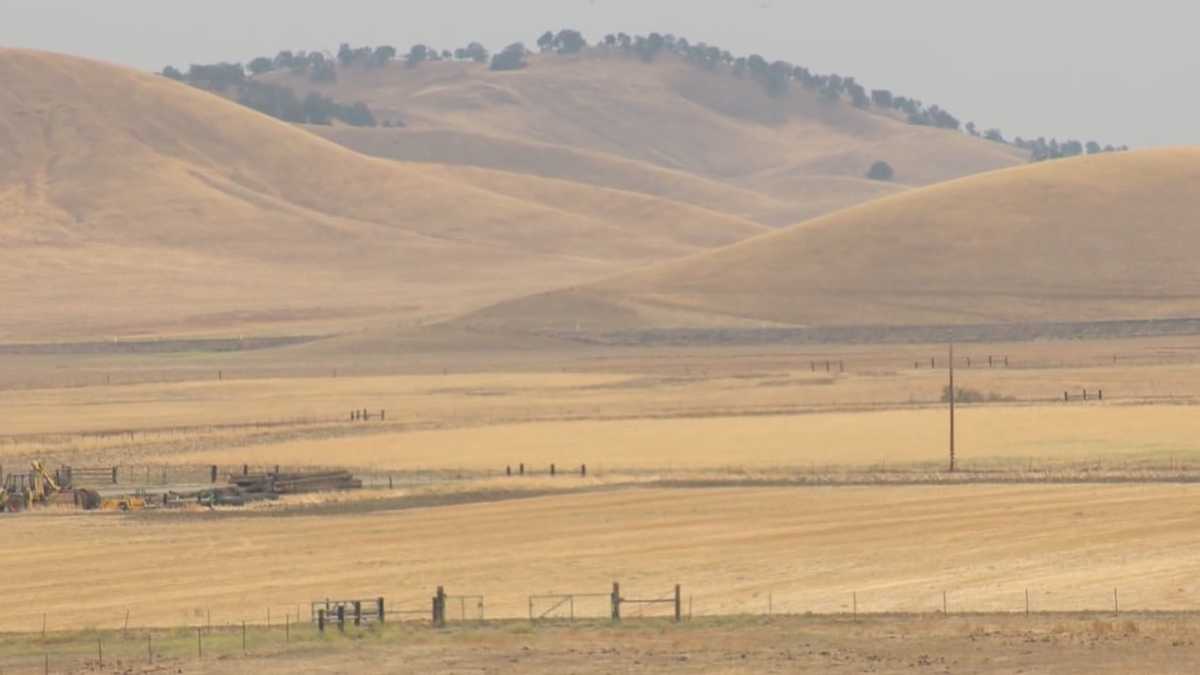 Legislators tour proposed site for new reservoir in Colusa Co. Legislators tour proposed site for new reservoir in Colusa Co.