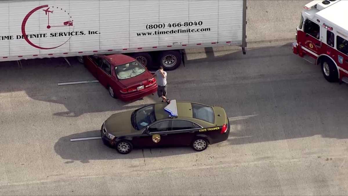 Car pinned under trailer on I-95 in Halethorpe