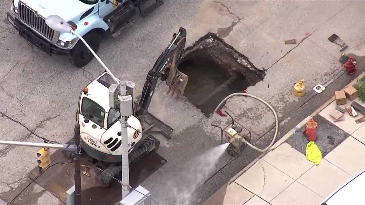 Water main breaks in west Baltimore