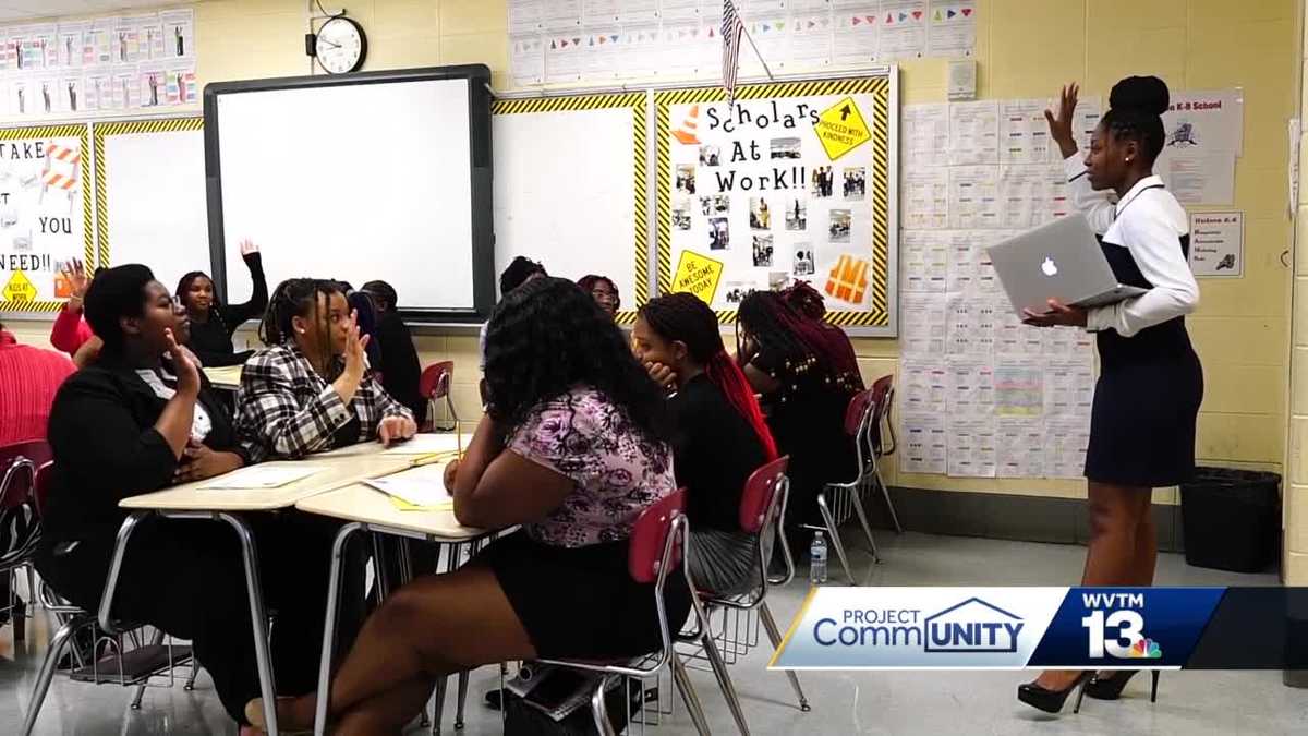 Project CommUNITY Women Breaking Barriers: Stacey Foster