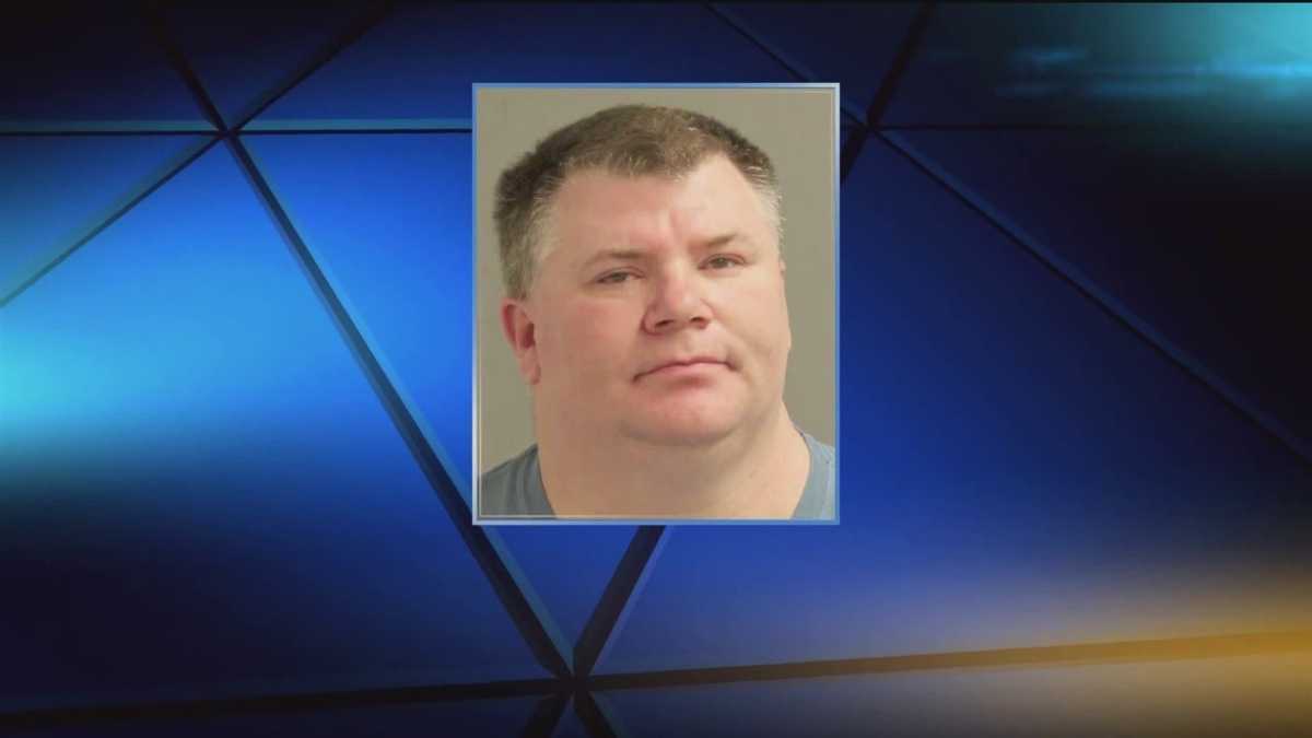 TSA agent arrested on sex charges