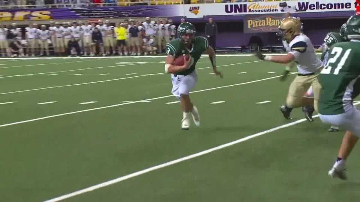 High school football preview: Pella QB is born to take the snaps