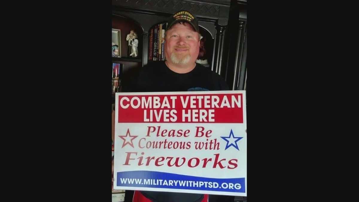 Veterans use signs to warn about fireworks and PTSD